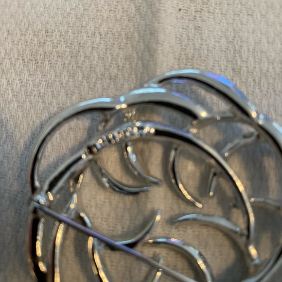 Sarah Coventry | Jewelry | Vintage Sarah Coventry Silver Tone Brooch ...